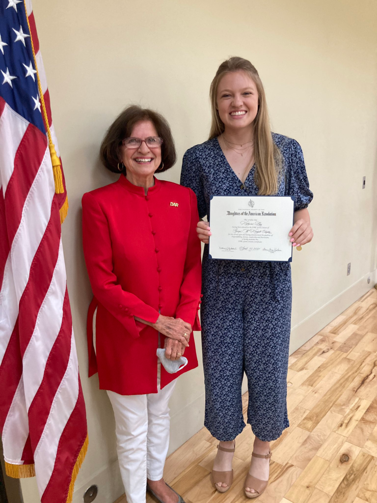 Senior Receives DAR Good Citizen Award – Geneva School of Boerne