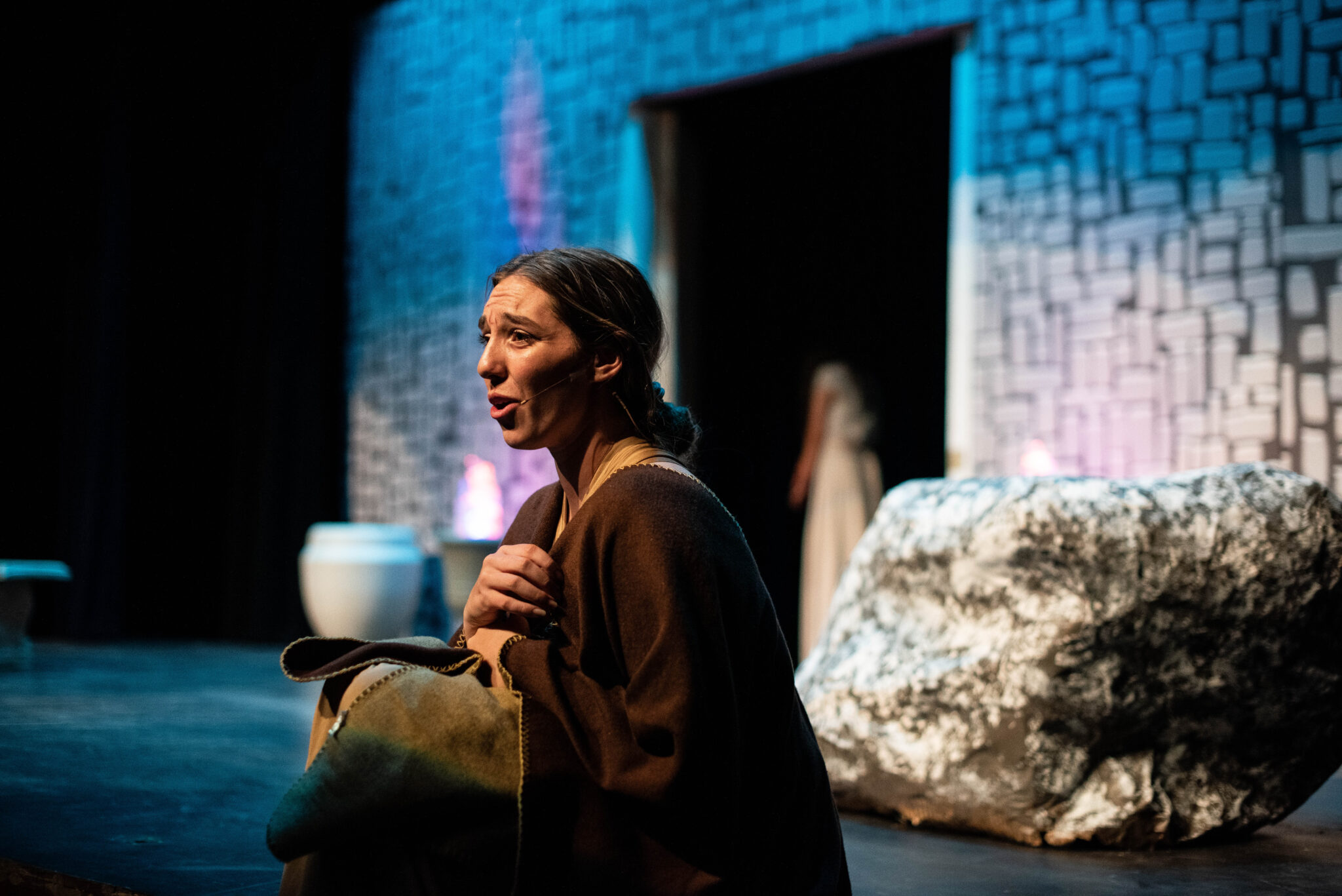 Students Present Greek Tragedy “Medea” – Geneva School of Boerne